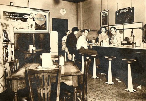 The decades | Restaurant-ing through history